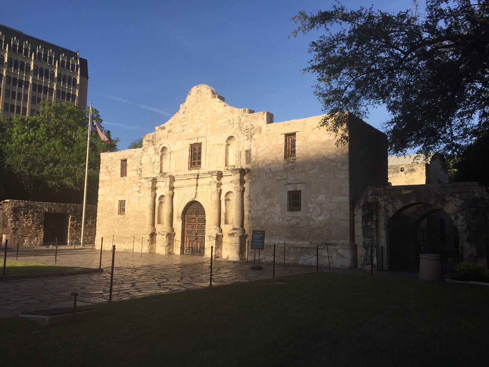 Remember the Alamo – Embrace the Absurd